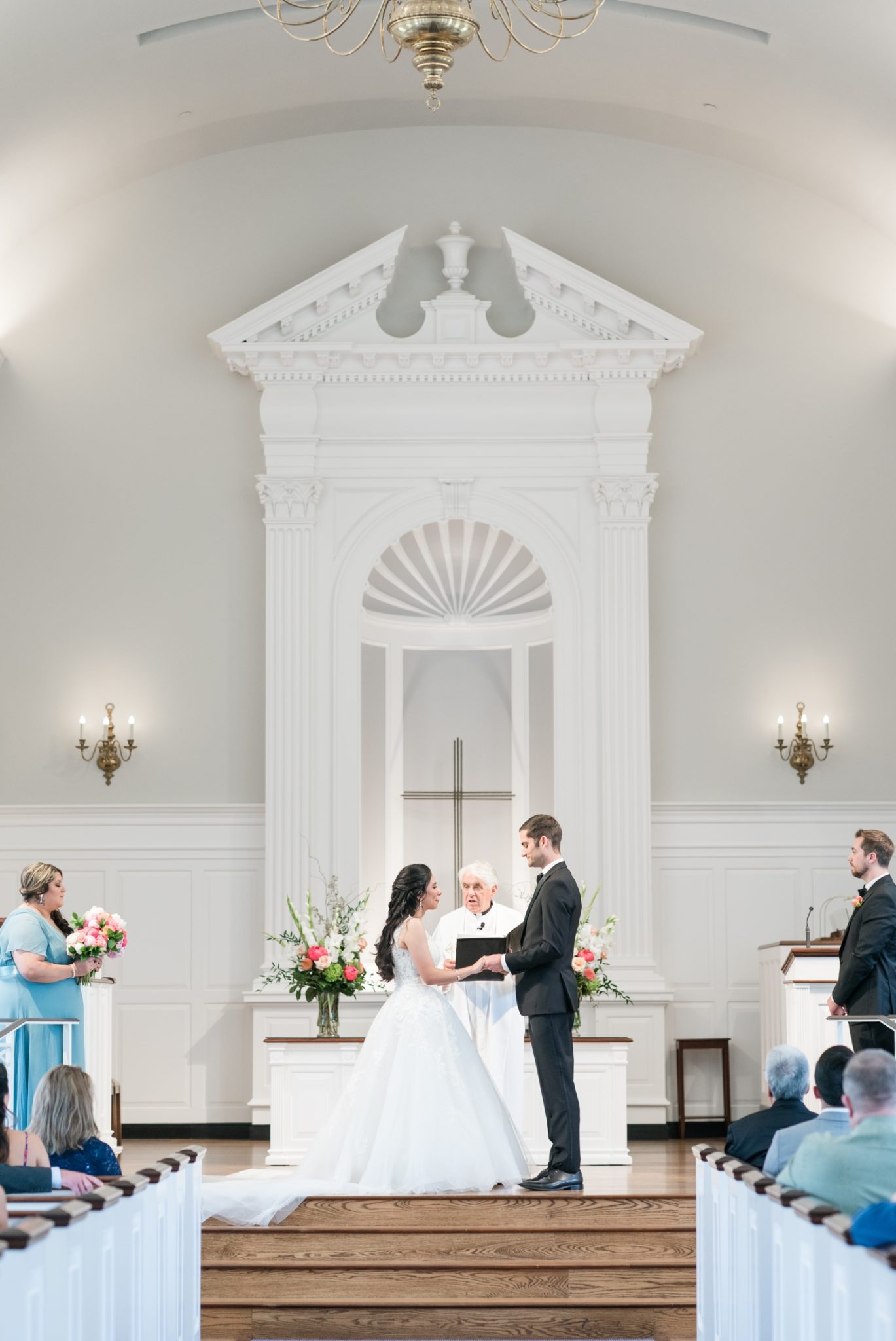 KIMBERLY + DAVID | A Robert Carr Chapel Wedding » Cindy Medick Photography